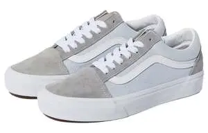 VANS Old Skool Low Top Sneakers