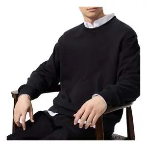 Uniqlo Crewneck Sweatshirt With Ribbed Cuffs