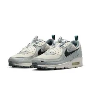 Nike Max 90 Se Low Top Sneakers - Gray