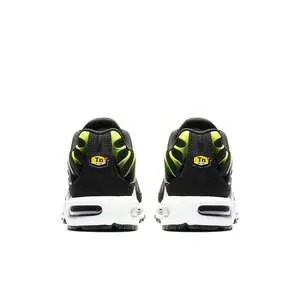 Nike Max Plus Sneakers - Black/green