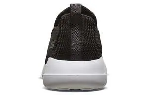 Sketchers Go Walk Max Low-top Sneakers - Black/white