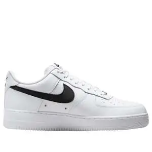 Nike Force 1 Low Top Sneakers