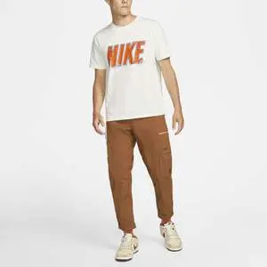 Nike Short Sleeve Graphic T-shirt