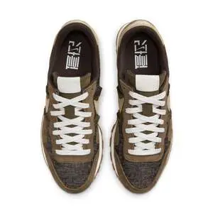 Nike Pegasus 83 Premium "naike The One Line" Sneakers