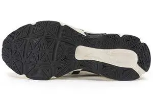 Mizuno Speed Low Top Sneakers