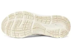 Mizuno Pi Lite Athletic Sneakers - White/black