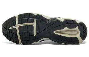Mizuno Spark Cn Low Top Sneakers - White/black
