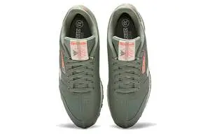 REEBOK Classic Leather Sneakers - Green