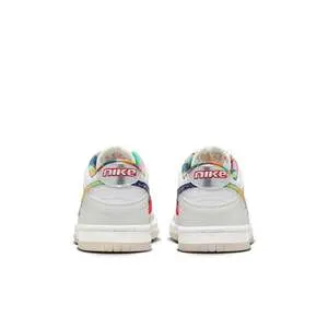 Nike Dunk Low "paisley Multi