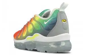 Nike Vapormax Plus 'retuned Air' Sneakers - Multi-color