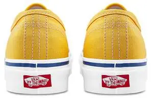 VANS Authentic 44 Sneakers - Yellow