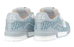 LOUIS VUITTON Trainers