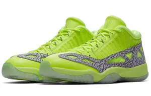 JORDAN Air 11 Retro Low Ie 'volt - Volt/cement Grey