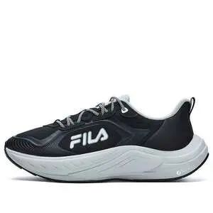 FILA Wolf Low Top Sneakers