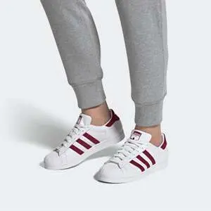 Adidas Superstar Sneakers