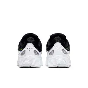 Nike P-6000 Se Low Top Sneakers