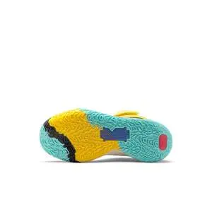 Nike Kyrie 7 '1 World 1 People' Athletic Sneakers