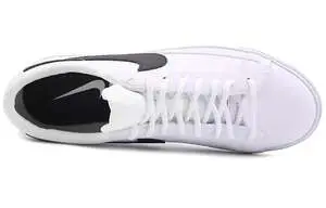 Nike Blazer Low Leather Sneakers