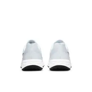 Nike Revolution Next Nature Sneakers