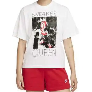 Nike Sneaker Queen' Graphic T-shirt - White