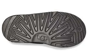UGG Neumel Ii Graphic Boots