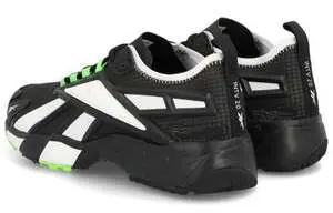 REEBOK Intv 20