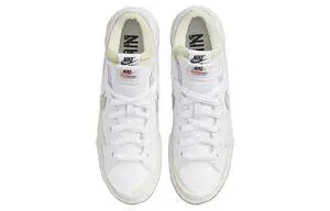 Nike X Sacai Blazer Low "white Patent" Sneakers - White/sail