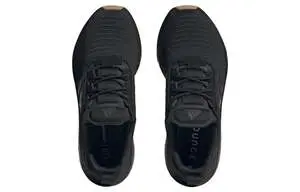 Adidas Swift Run 23 Sneakers