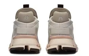On Cloudnova Sneakers - Pearl/shell
