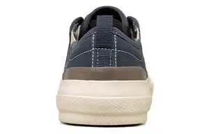 Sketchers Low Top Canvas Sneakers