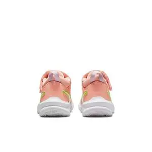 Nike Team Hustle D 10 Lil 'peach' Sneakers