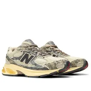 NEW BALANCE 2010 X Joe Freshgoods "bag Lady" Sneakers - Multi-color