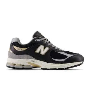 NEW BALANCE 2002r "black Sea Salt - White/black/gold