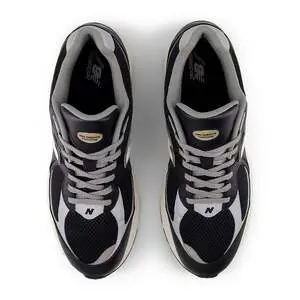 NEW BALANCE 2002r "black Sea Salt - White/black/gold