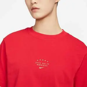 Nike Graphic Short Sleeve T-shirt