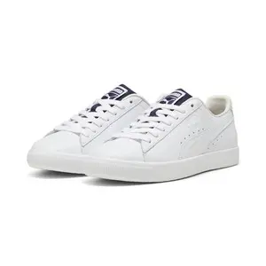 PUMA Clyde Varsity 2 Sneakers