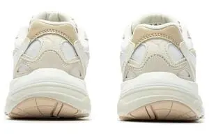 PUMA Teveris Nitro Vacation Sneakers - Pristine/ivory