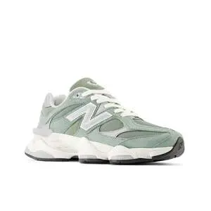 NEW BALANCE 9060 Sneakers - Kahki/silver