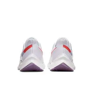 Nike Zoom Winflo Running Shoes