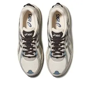 Asics Gel-venture Sneakers - White/cream
