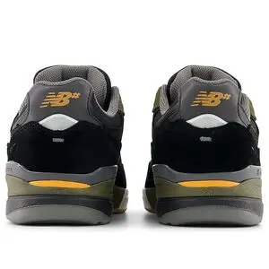 NEW BALANCE Numeric 933 "andrew Reynolds" Skate Shoes - Black/olive