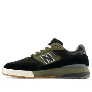 NEW BALANCE New Balance Numeric 933 "Andrew Reynolds" Skate Shoes Black/olive