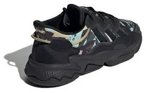 Adidas Ozweego Sneakers