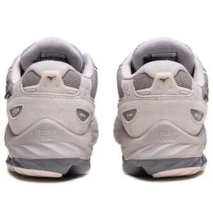 Mizuno Wave Rider Gtx Athletic Sneakers - Pink