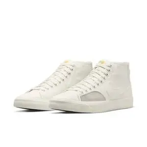 Nike Blazer Court Mid Premium Sb High Top Sneakers - White
