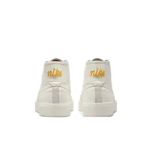 Nike Blazer Court Mid Premium Sb High Top Sneakers - White