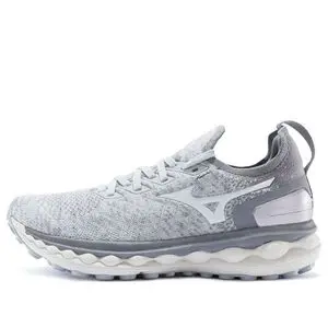 Mizuno Sky Neo Athletic Sneakers