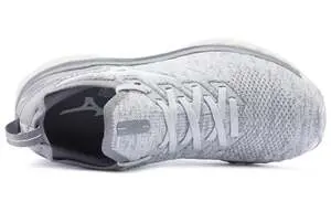 Mizuno Sky Neo Athletic Sneakers