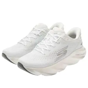Sketchers Aero Pulse Sneakers