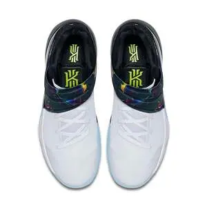 Nike Kyrie 2 "parade" Athletic Sneakers - White